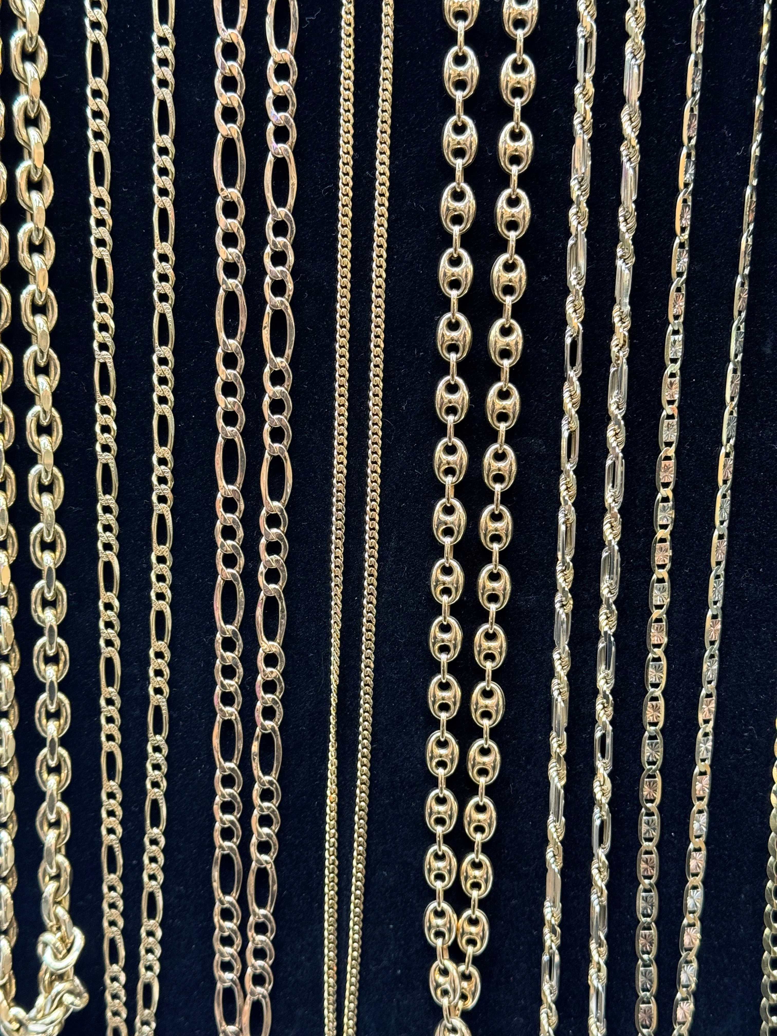 GOLD CHAINS – Mo Money Pawn Shop